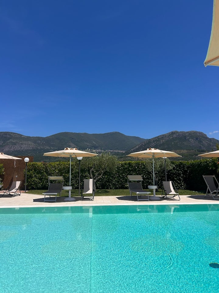 Countryhouse Con Piscina E Fattoria Vicino Paestum - Paestum