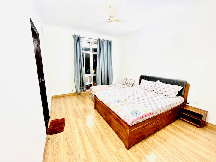 The Cozy Nook | Flat In 2bhk - Faridabad