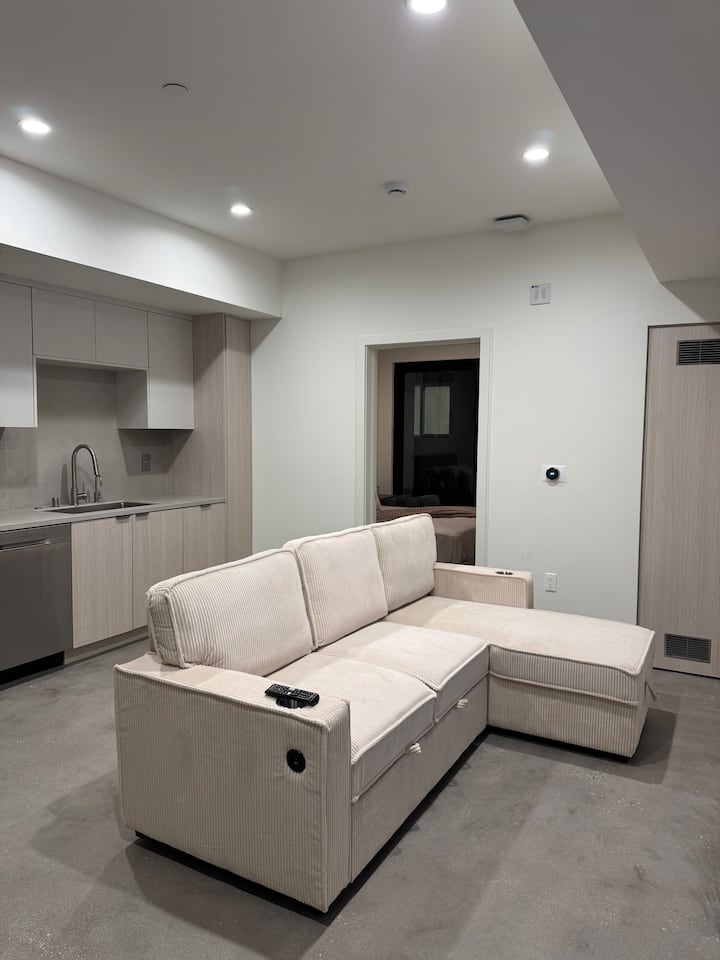 Luxury Minimilistic Smart Home/w/d/freeparking/ - Beverly Hills, CA