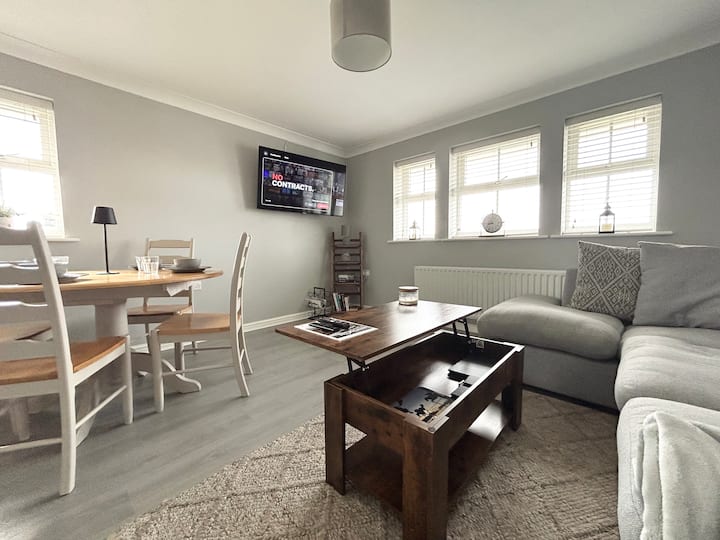 Apartment I Sleeps 4 I Wi-fi I Parking I Raillinks - Newmarket