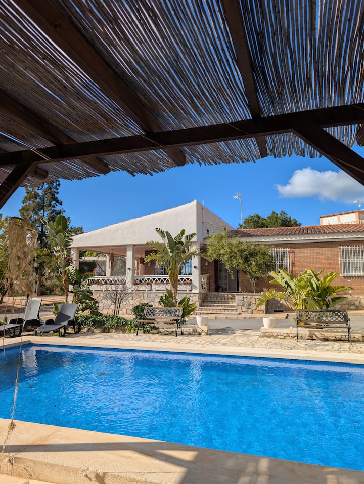 Villa, Grande Piscine, Jardin Clos De 3000 M² - Alicante