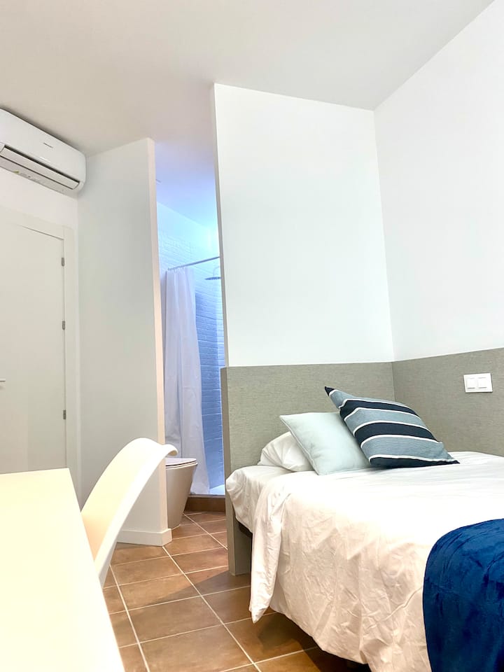 Cieza Room - Murcia