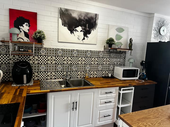 Cute Modern Apartment - Inglewood, Australia