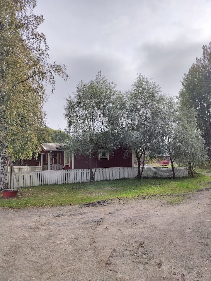 Pieni Talo Maalla - Valkeakoski