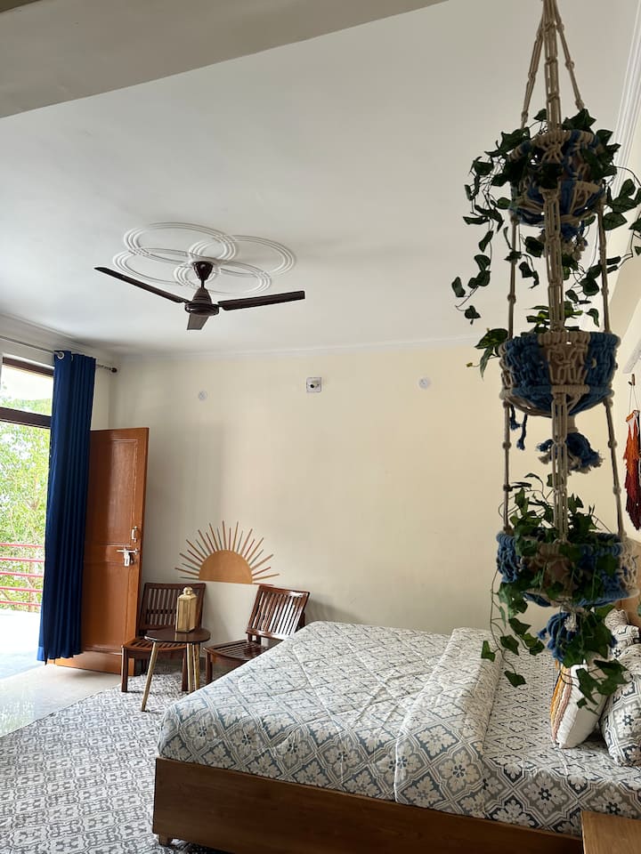 Cozy Studio Apartment @Dharamkot - Dharamshala