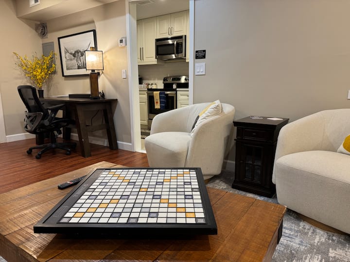 Vista Vibes • Upscale Escape · Lake Dora - Mount Dora, FL