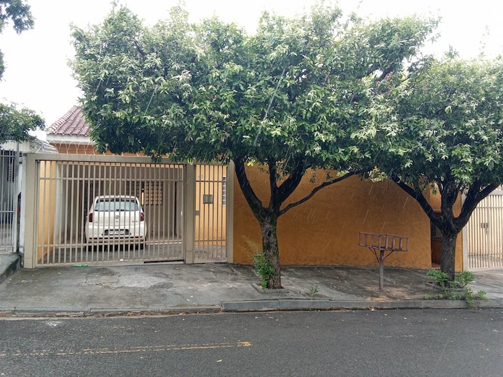 Bem Localizada E Amplo Espaço - São José do Rio Preto
