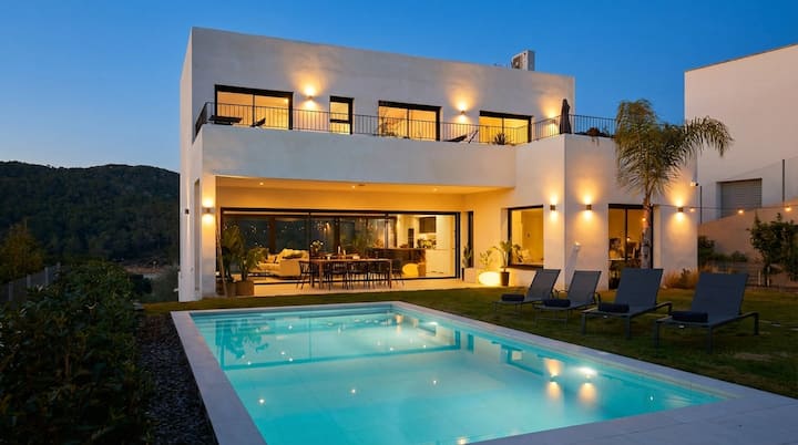 Villa Casa Selva  7 Min. Sitges Diseño Comodidad - Sitges