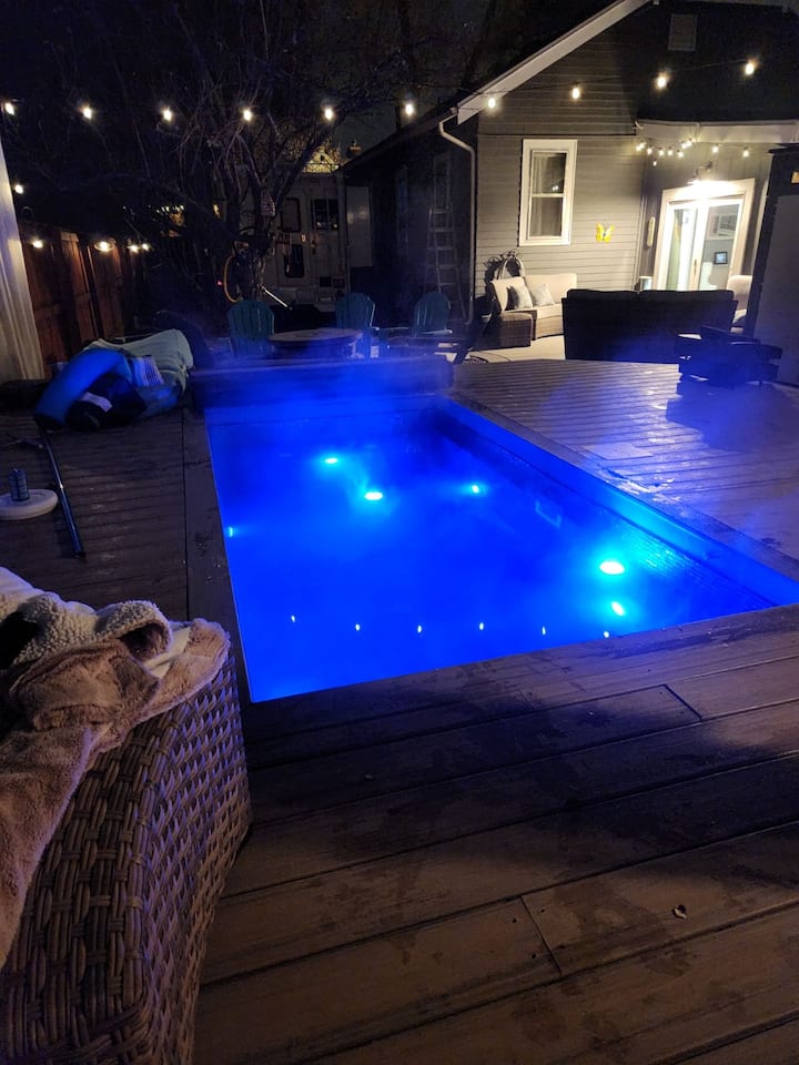 Downtown-heated Plunge Pool/hot Tub-king Bed - Loveland, CO