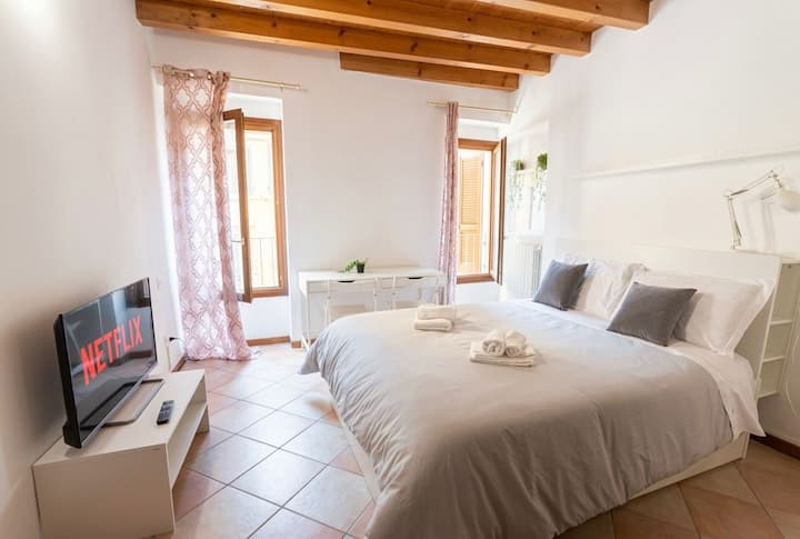 Brescia’s Heart: Your Modern Central Home - Brescia