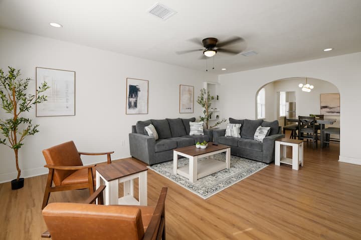 Newly Renovated Comfy Home - El Paso