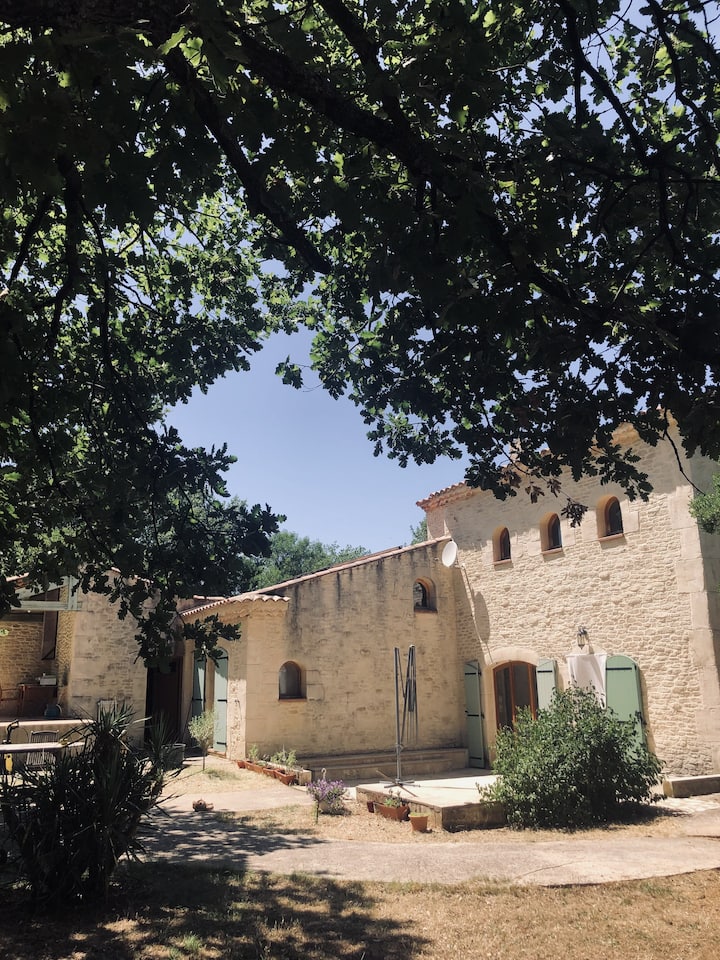 Mas Provençale Au Coeur Des Vignes - Nans-les-Pins
