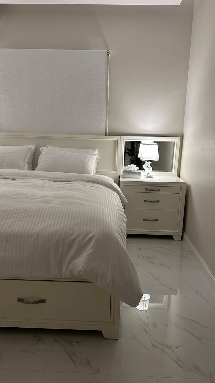 شقه مريحة غرفه وصاله دور ارضي - Dammam