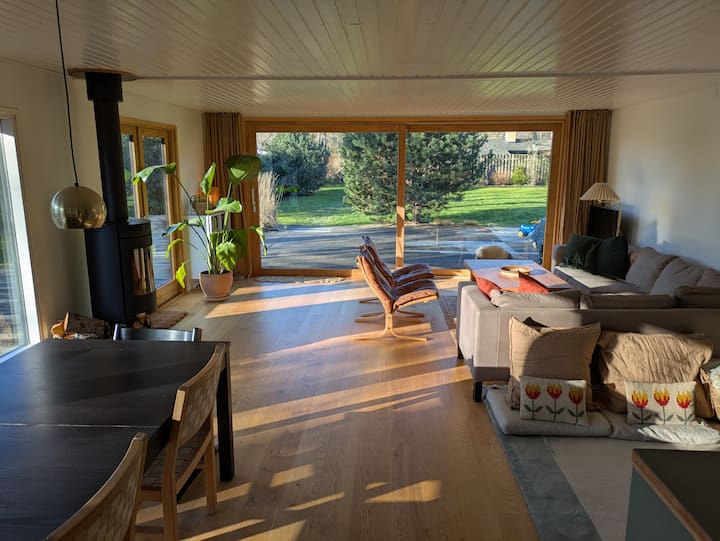 Lyst Sommerhus M. 2 Annekser Tæt På Strand Og Surf - Denmark