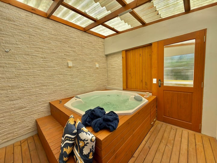Jacuzzi, Praia E Campo, A Hospedagem Perfeita - Florianópolis