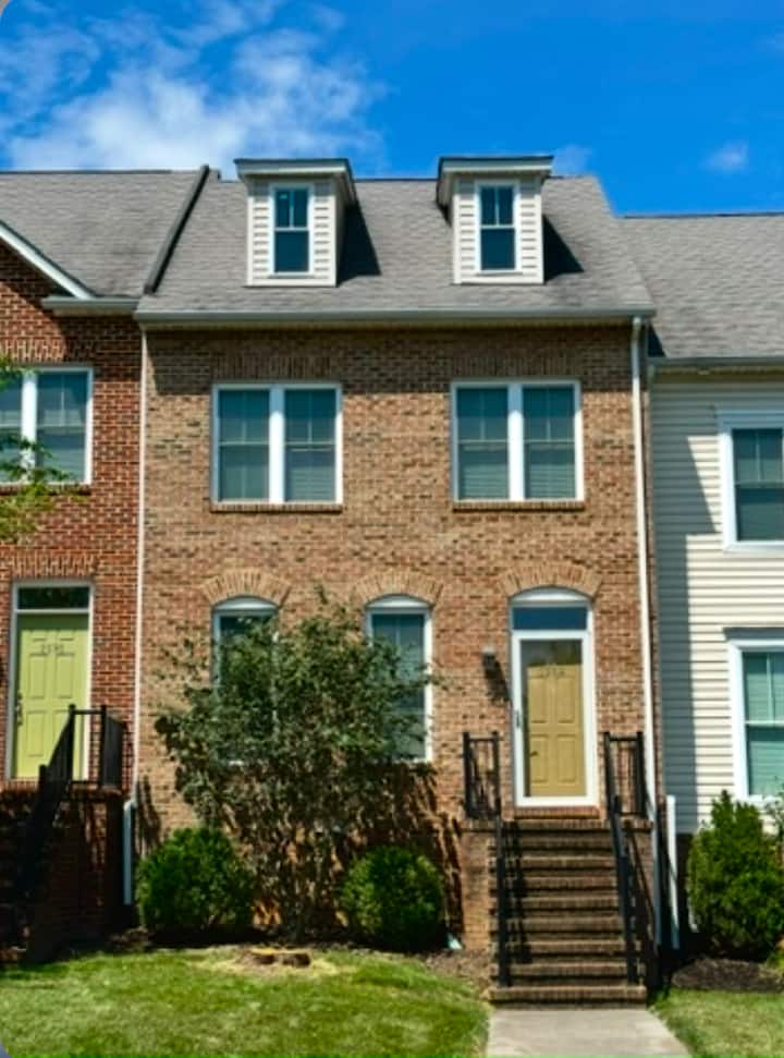 Flexible Lease_monthly Rental_convenient Location - Harrisonburg, VA