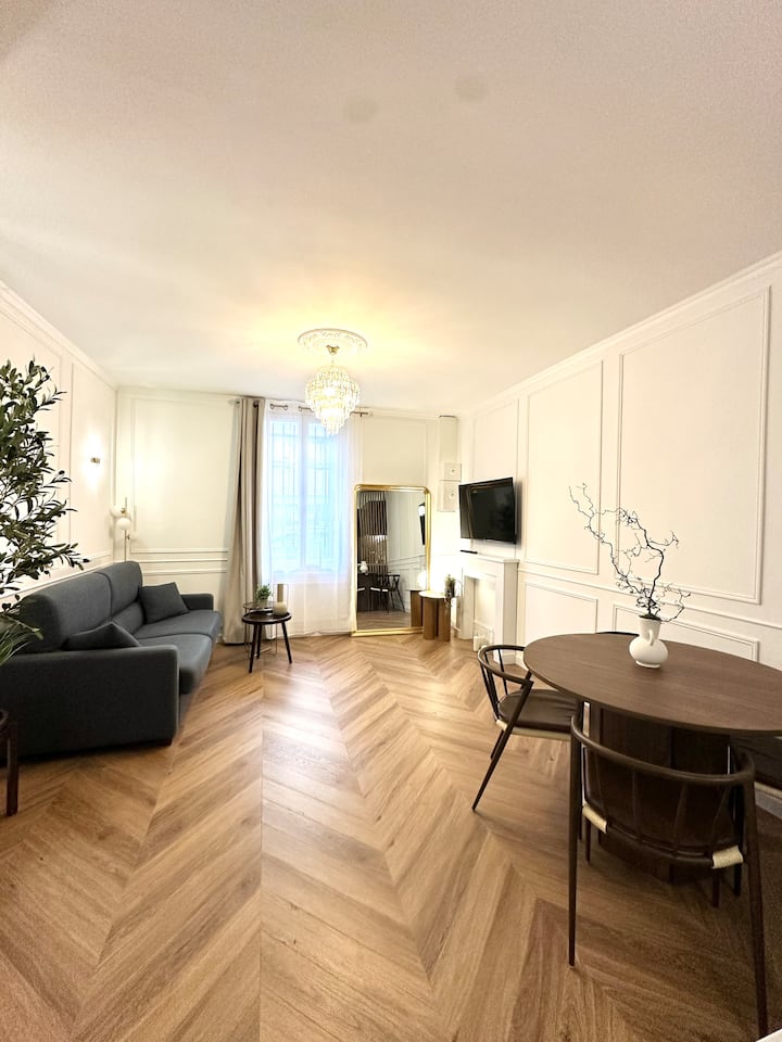 Appartement Haussmannien •Gare Saint Roch à 100m - Carnon