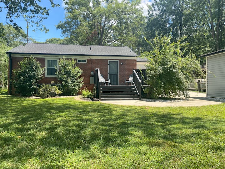 2 Br 2 Miles To Uptown Charlotte - Charlotte, NC