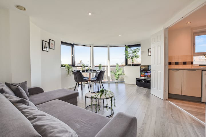Stylish City Apartment/sleeps 5/6 Free Indoor Park - Piccadilly Station - Manchester