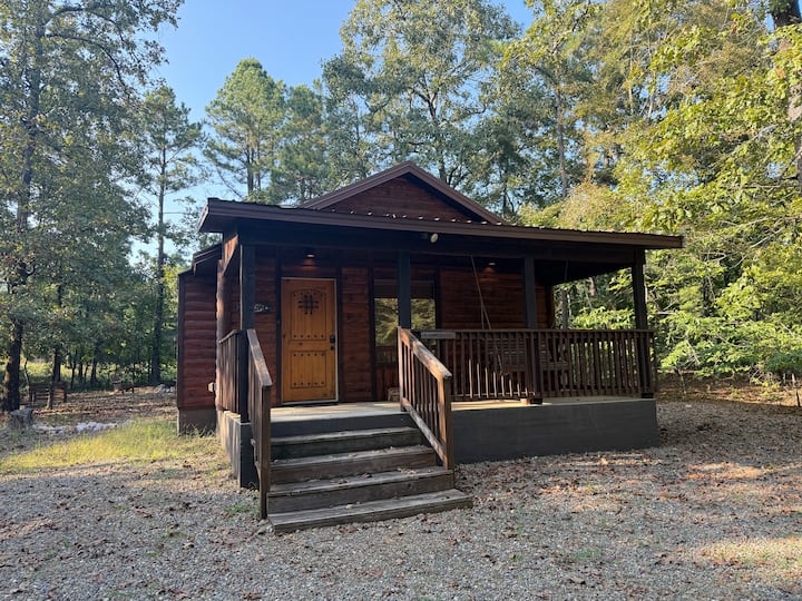 Otter Creek Couples Cabin! - Broken Bow, OK