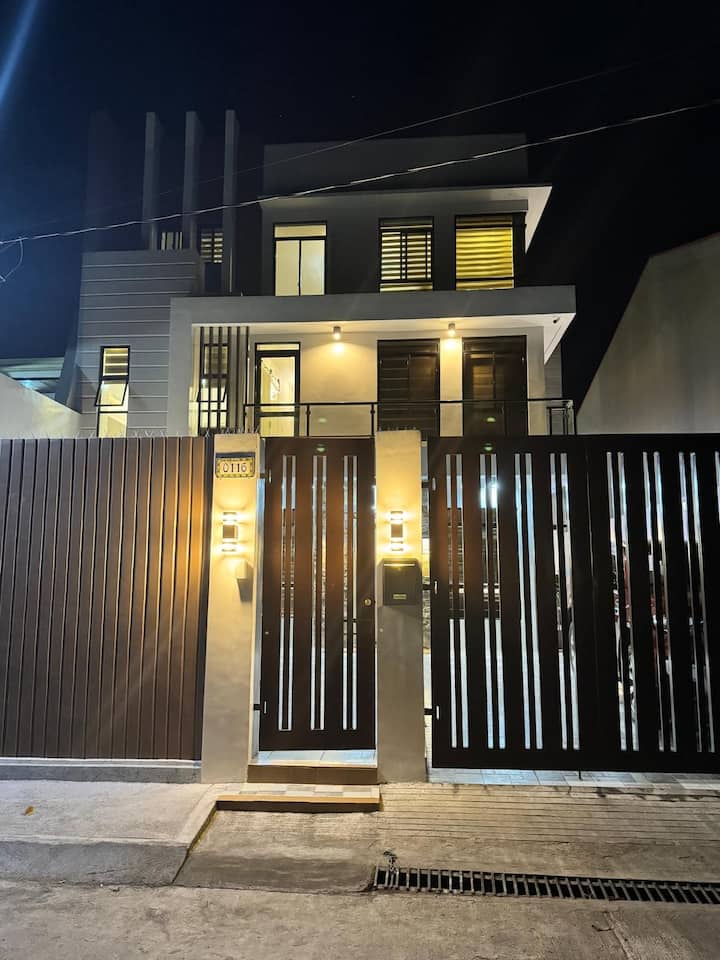 Emanuelle Residences - Naga