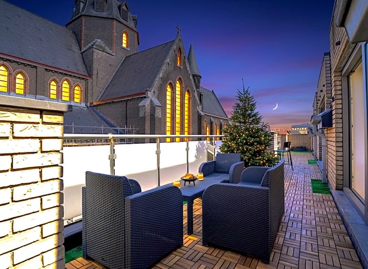 Penthouse With A Neo-gothic Parish Church View - Gante