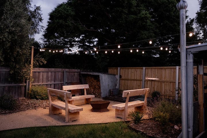 'Sobrina' - A Home Away From Home In Sandy Bay - Hobart