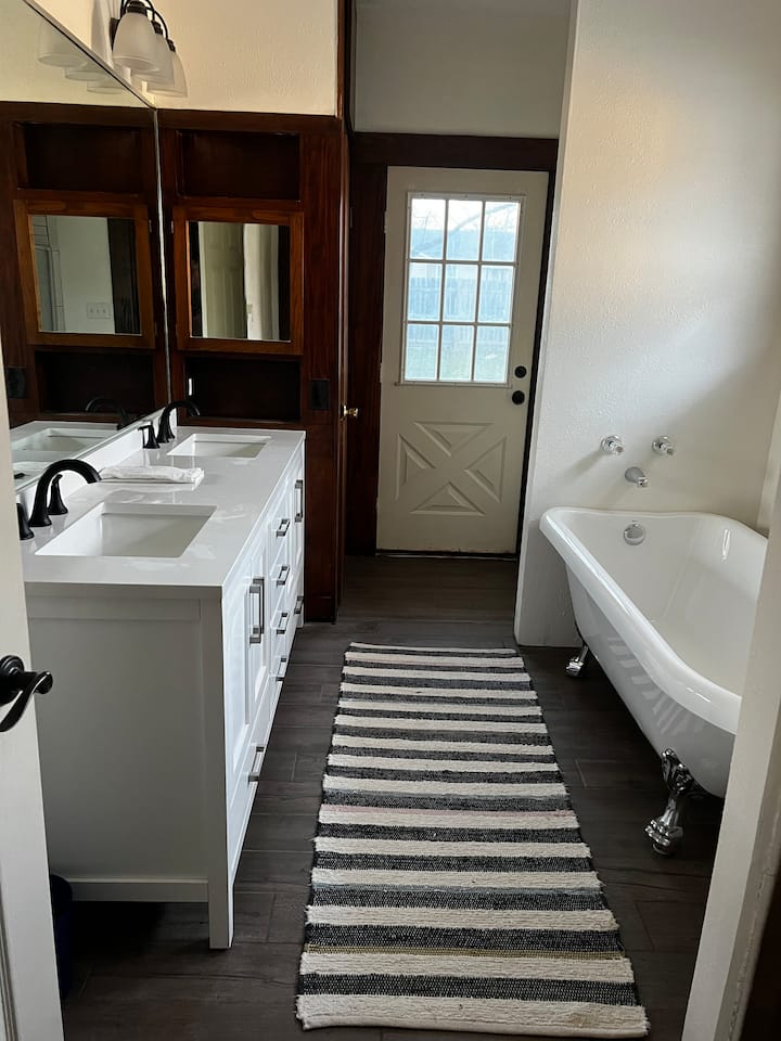 Historic Home Downtown Belton - Temple, TX