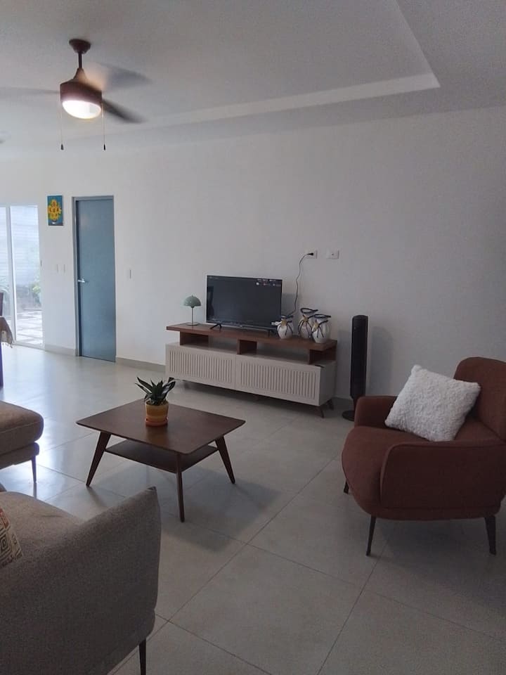 Cozy House With Good Vibes! - Managua