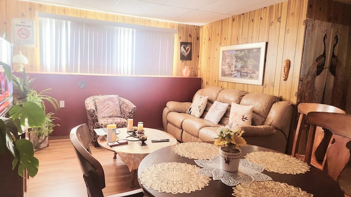 Lovely Suite: You Have The Entire Place. - Kamloops