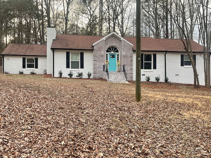 Tiffany Blue - Stockbridge, GA