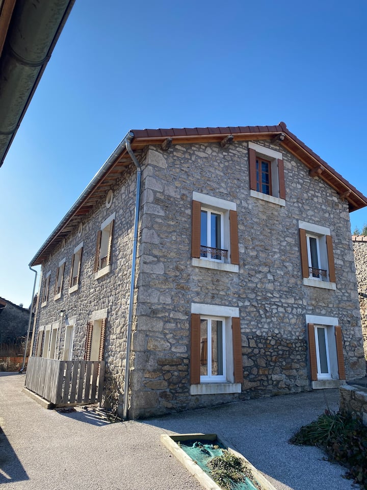 La Villa Tival Pour Famille, Ami(e)s… - Chalmazel