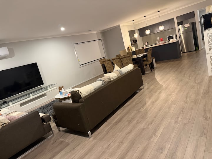 My Space Is All About Taking A Break From Noise - Melton