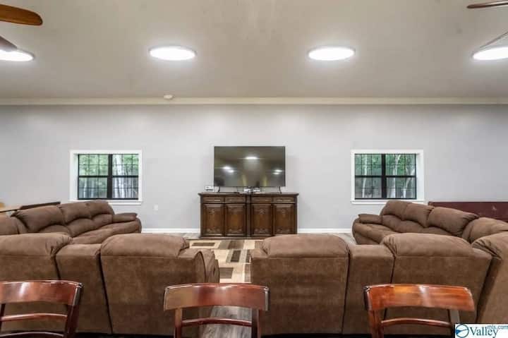 6 Brd 12 Guests! Rocky Springs Lodge - Pisgah, AL
