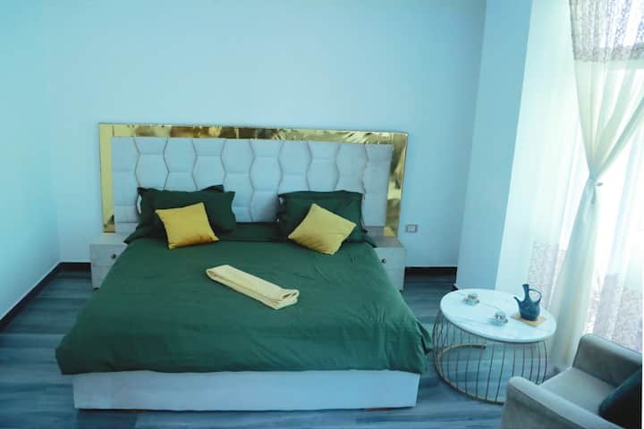 Central Functional Spacious With 4 Beds - Addis-Abeba