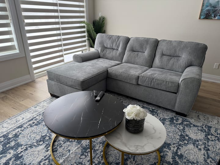 Cozy 3 Bedroom Townhome Hyde Park Mall & W. Univ. - London, Ontario