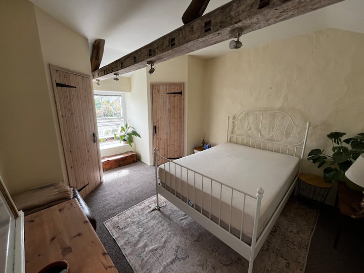 Tiny Home In Talkin Village Short Term Let - Featherstone Castle