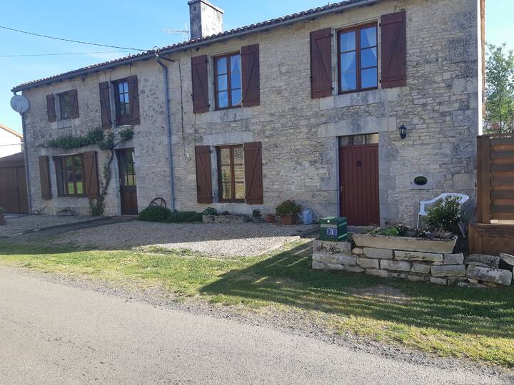 The Old Forge - Le Vigeant