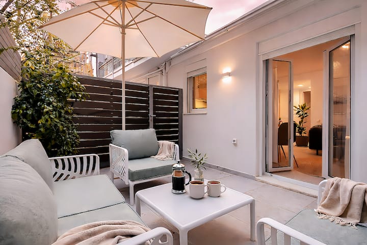 Acropolis Walk • Private Patio Gem W/rooftop - Greece