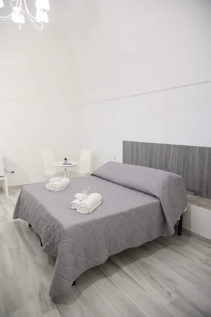 La Maison Piazza Del Popolo Camera Matr Deluxe - Manfredonia