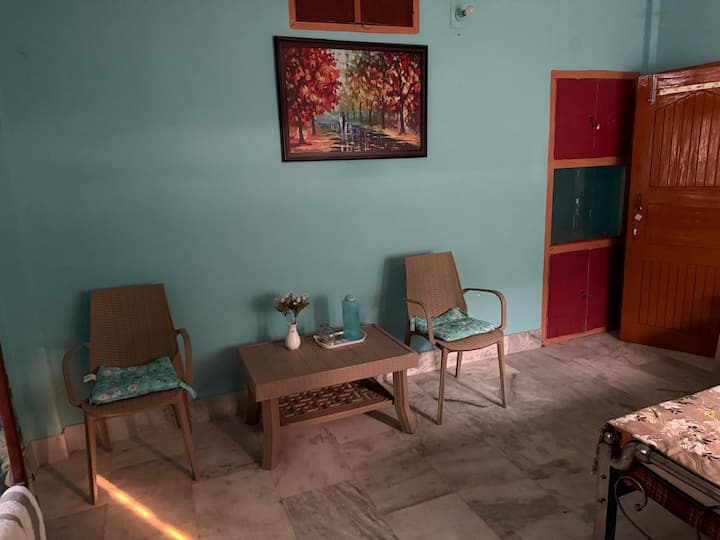 Paris Homestay - Guwahati