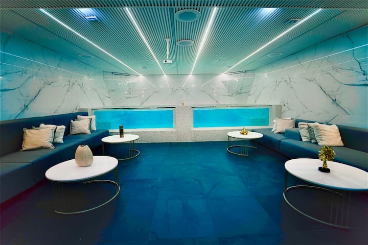 Luxe 9br Park Lleras Heated Pool - 메데인