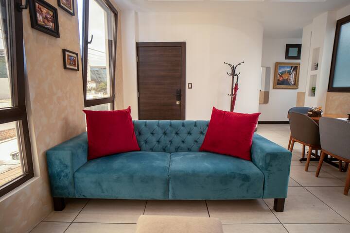 Comfy & Cozy Sleeps 7 /Z10/ 3b/3b Mini Golf / (3) - Guatemala City