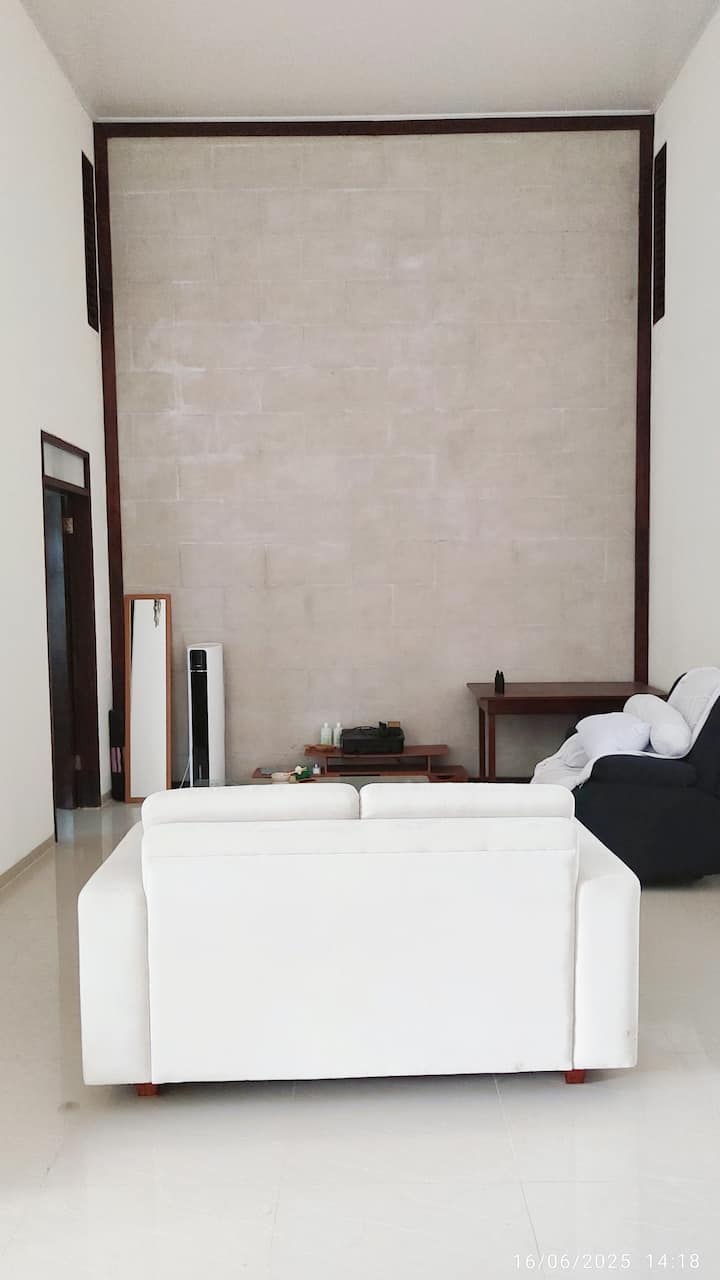 Krasan House Semarang - Semarang