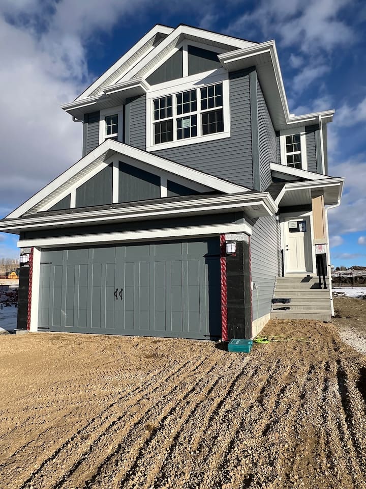 Nearbanff*mountainview*spacious*10beds*brandnew - Cochrane