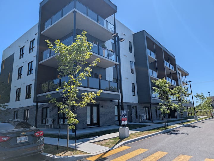 2-bedroom First Floor Apartment - Gatineau