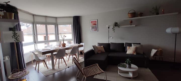 Appartement Le 30 : Cosy, Spacieux Et Central - Cholet