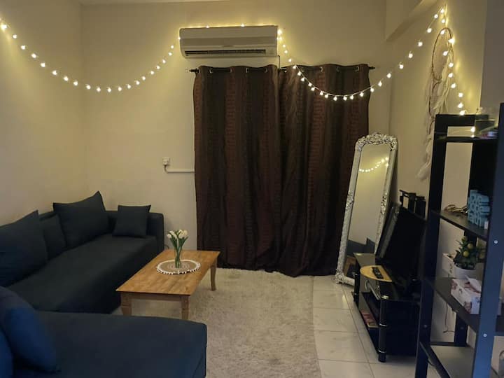 Private Master Bedroom Bu Shagara Sharjah - Sharjah