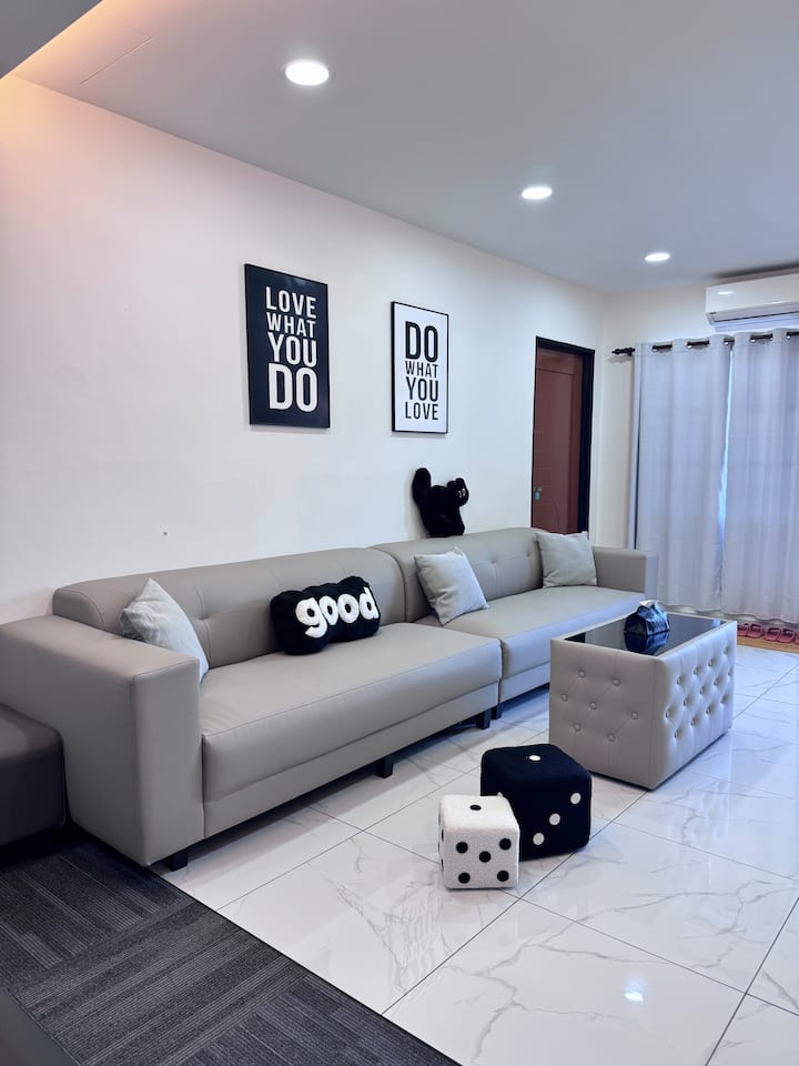 温岚民宿Springvilla（ktv包厢） - Batu Pahat