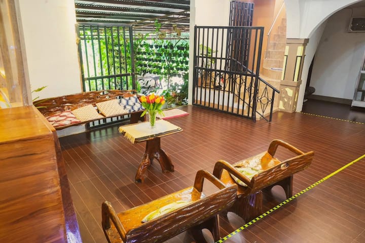 Family Room For 5 - Coron